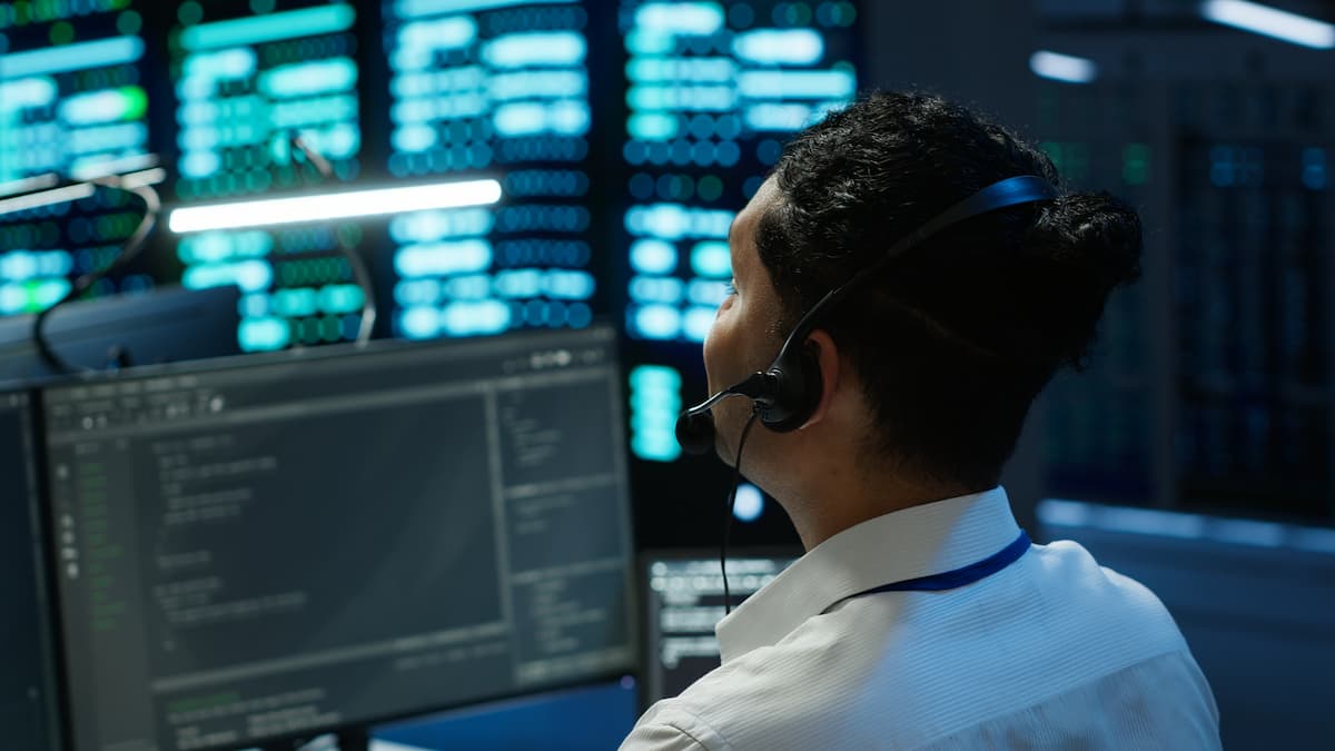 Security Operations Center (SOC): Functions and Best Practices ...